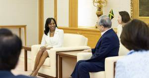 Jamaican Ambassador to Japan Visits Soka Gakkai Headquarters | Soka ...